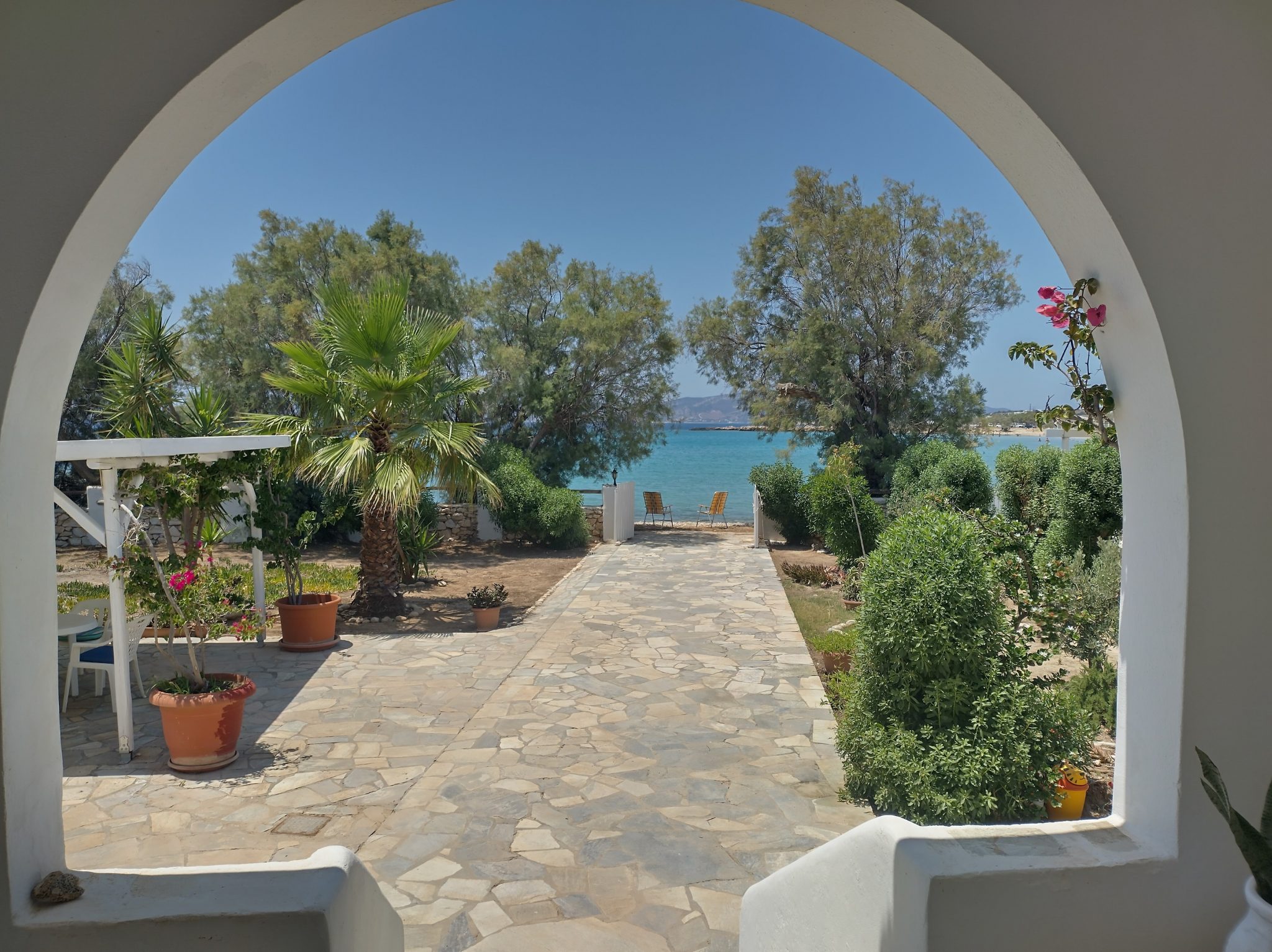 Pool or no pool on Paros? – Paros Holiday Rentals